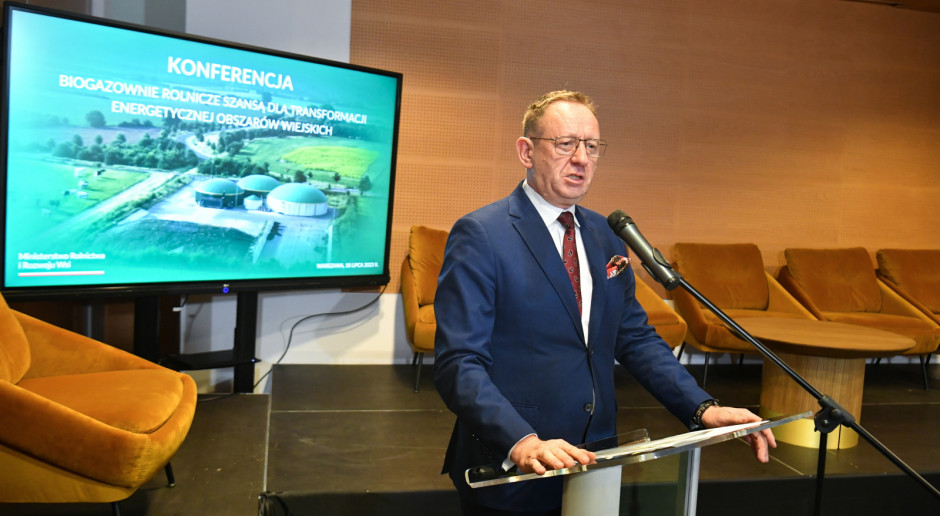 Minister rolnictwa: Musimy odbudować polską hodowlę. Pomóc mają biogazownie Minister rolnictwa: Musimy odbudować polską hodowlę. Pomóc mają biogazownie